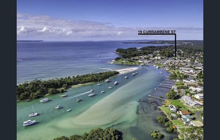 Husky 19 - In The Heart Of Husky - Callala Bay