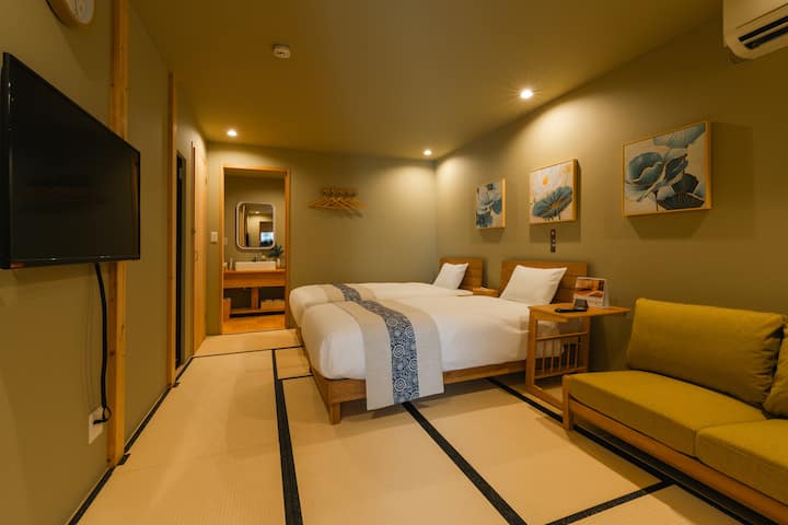 [Tsuruinn Tsurumihasi I] 5 Min Hanazonocho - Osaka, Japan