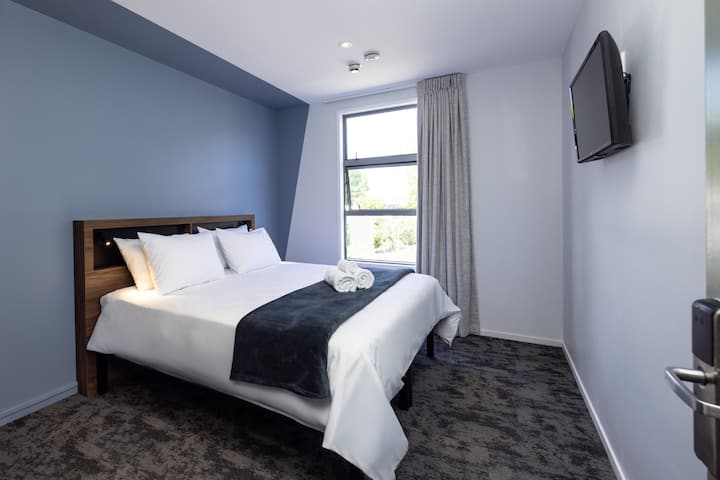 Haka House - King Ensuite - Rotorua