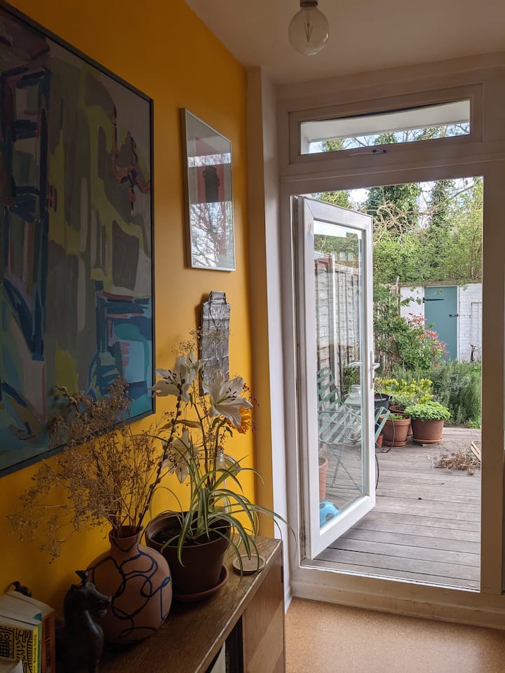 Bright Family Home With Garden - Leyton