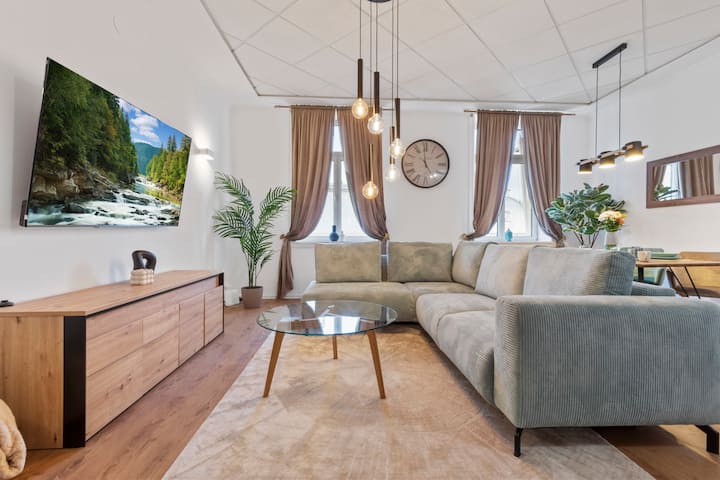 Luxe Living At Old Town Center - Bratislava