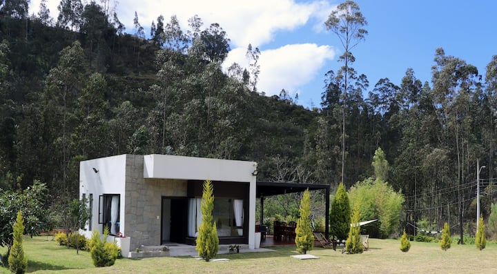 Casa En El Campo Para Relajarse. - Cañar