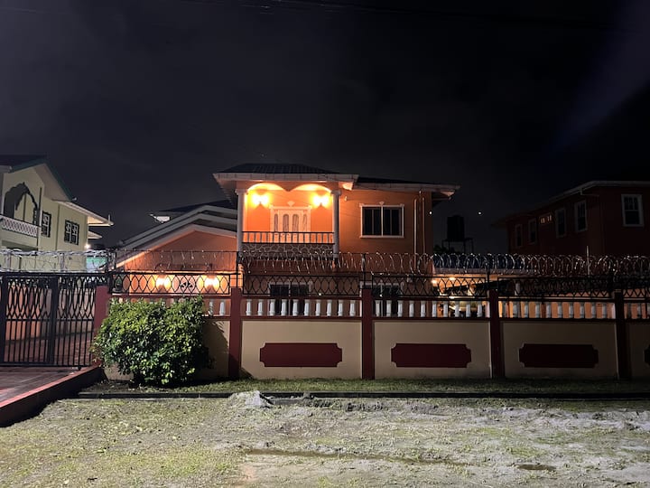 Spacious 4 Bedroom Modern House - Guyana