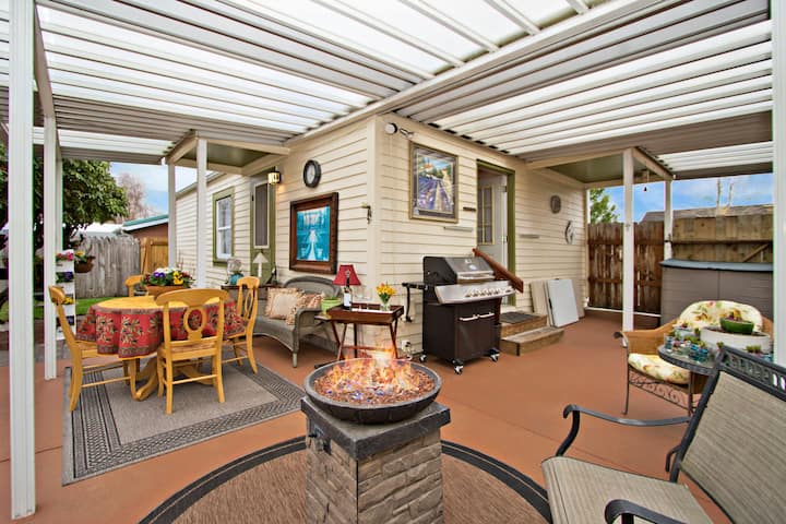 Courtyard Cottage 98022 - イーナムクロー, WA