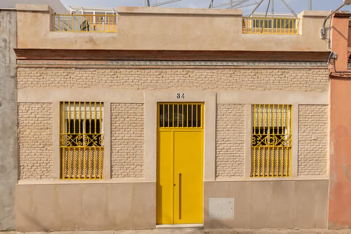 Lemon House. Share And Enjoy. Room 5 - Siviglia