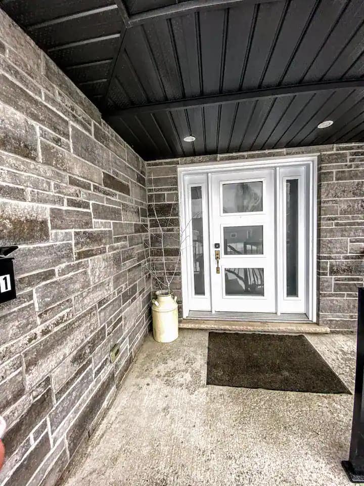 Beautiful Modern Home In Sudbury - Grand Sudbury