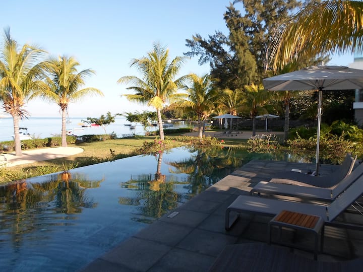 Stylish 2-bedroom Penthouse - Maurice