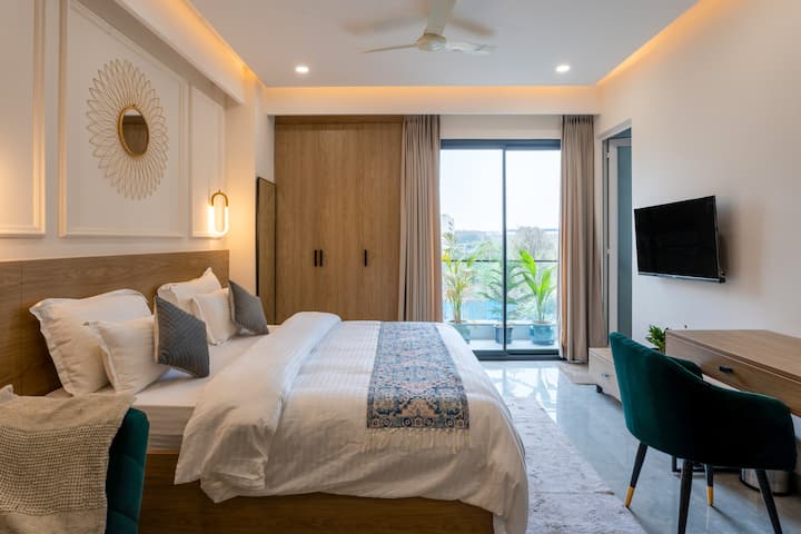 Elegent Studio On Golf Course Road @ Abode - Gurugram