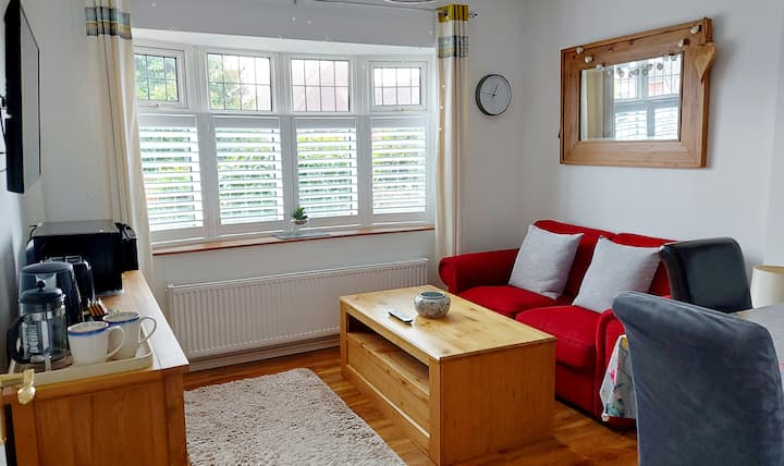 Blue Horizons Entire Guest Suite, Mudeford - Christchurch