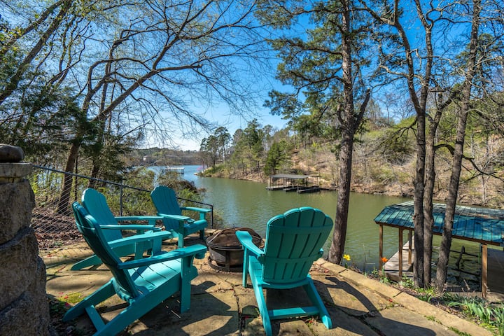 Lakefront Oasis Retreat In Malvern - Malvern, AR