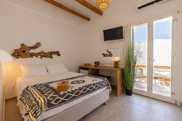 Parosquare Room - Paros