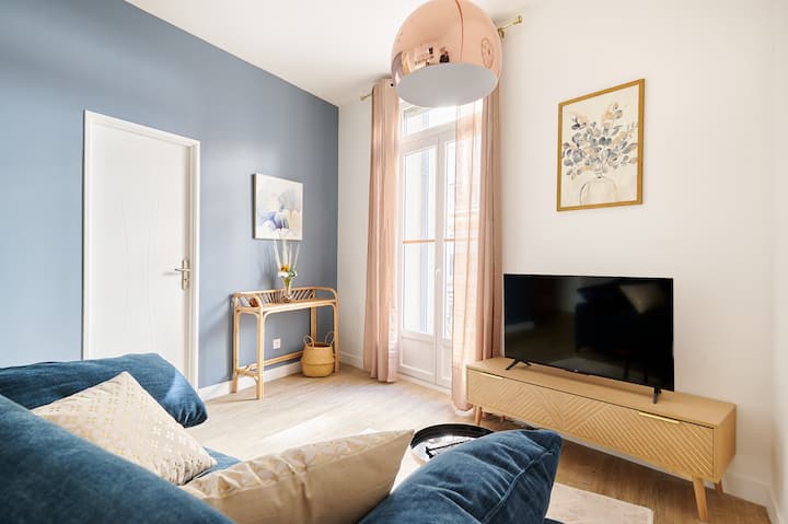 Luxury Stay In Old Town - Balcony - Air Condition - Béziers