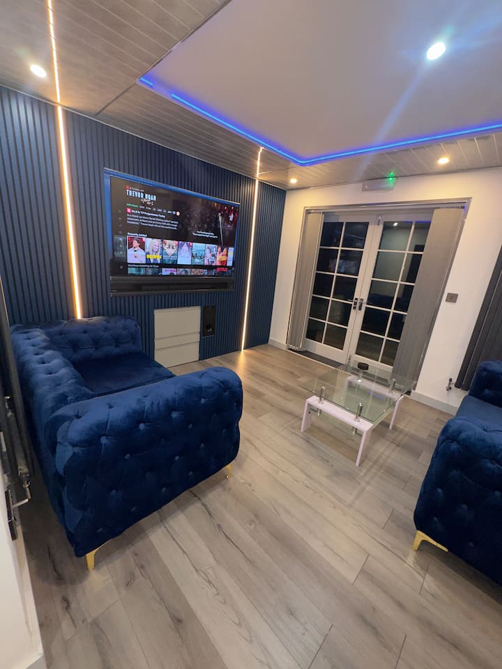 Luxury House: Private Hot Tub & Pool Table - ライスリップ