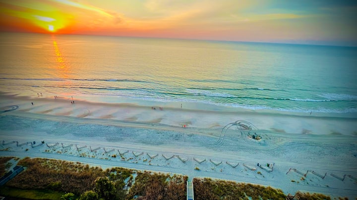 Wow Views-holiday Decor-fireplace-heated Pools! - Myrtle Beach, SC