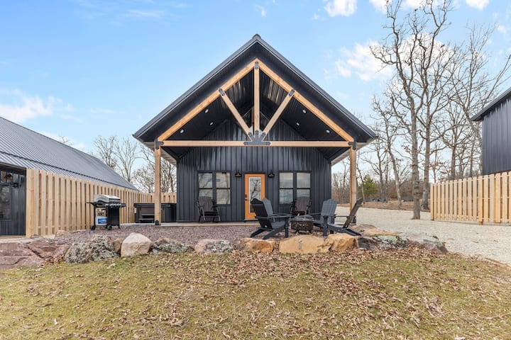 248 Avalon Ranch Rd Cabin B - Bismarck, MO
