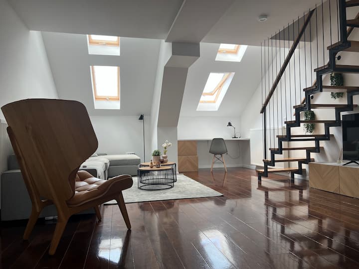 Cozy Loft Apartment In Zagreb - Zagreb