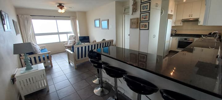 703 High Tide, Amanzimtoti Beach - Amanzimtoti