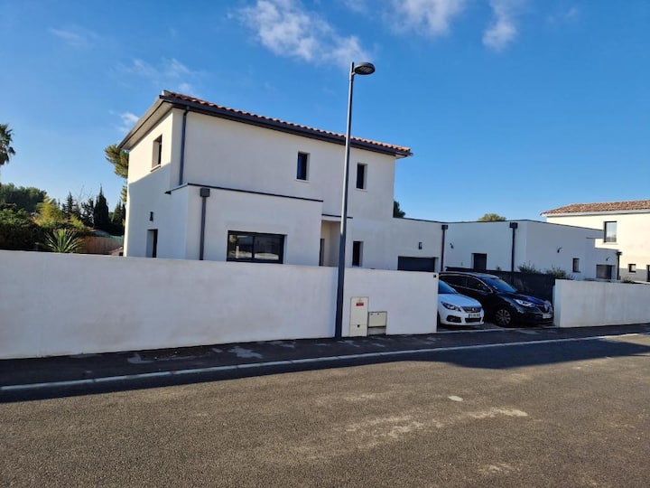 Jolie Villa Avec Piscine - Vic-la-Gardiole