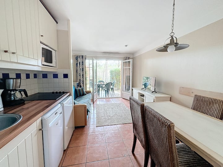 Appartement Avec Piscine, à 2 Pas Océan Et Lac, - Lacanau
