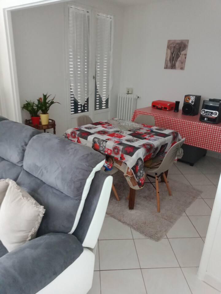 Loue Un F3 De 64 M2 - Allonnes