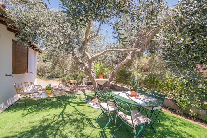 Villetta Attrezzata Con Giardino A/c E Wifi - Solanas