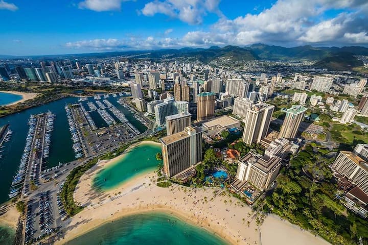 Waikiki Resort 2 Bedroom Villa - Honolulu, HI