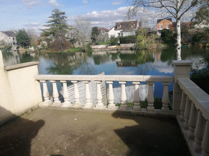 Studio Au Calme, Avec Jardin Et Pieds Dans L'eau ! - Thiais