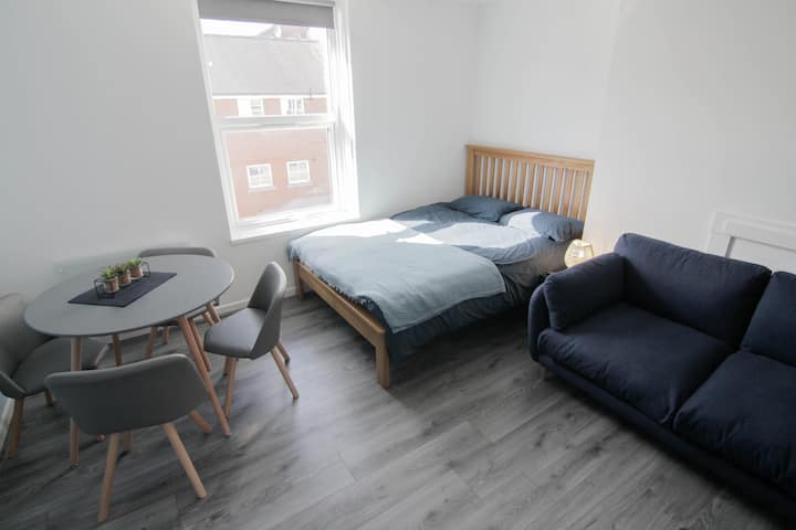 Beautiful 1 Bedroom Central Flat - Royal Leamington Spa