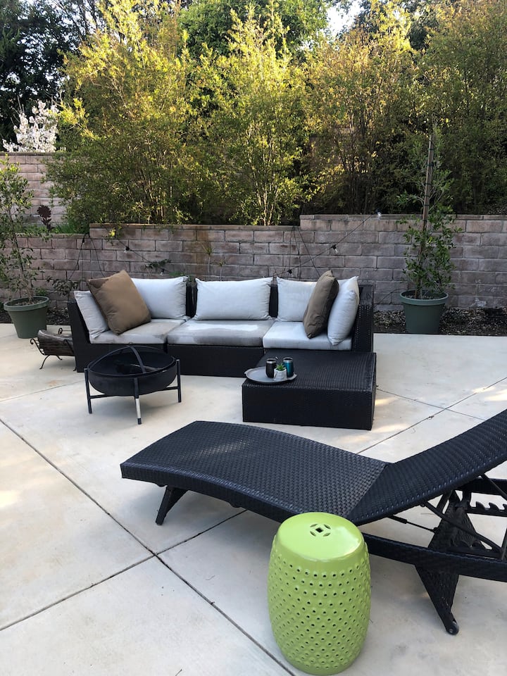 Peaceful Executive Retreat - Agoura Hills, CA