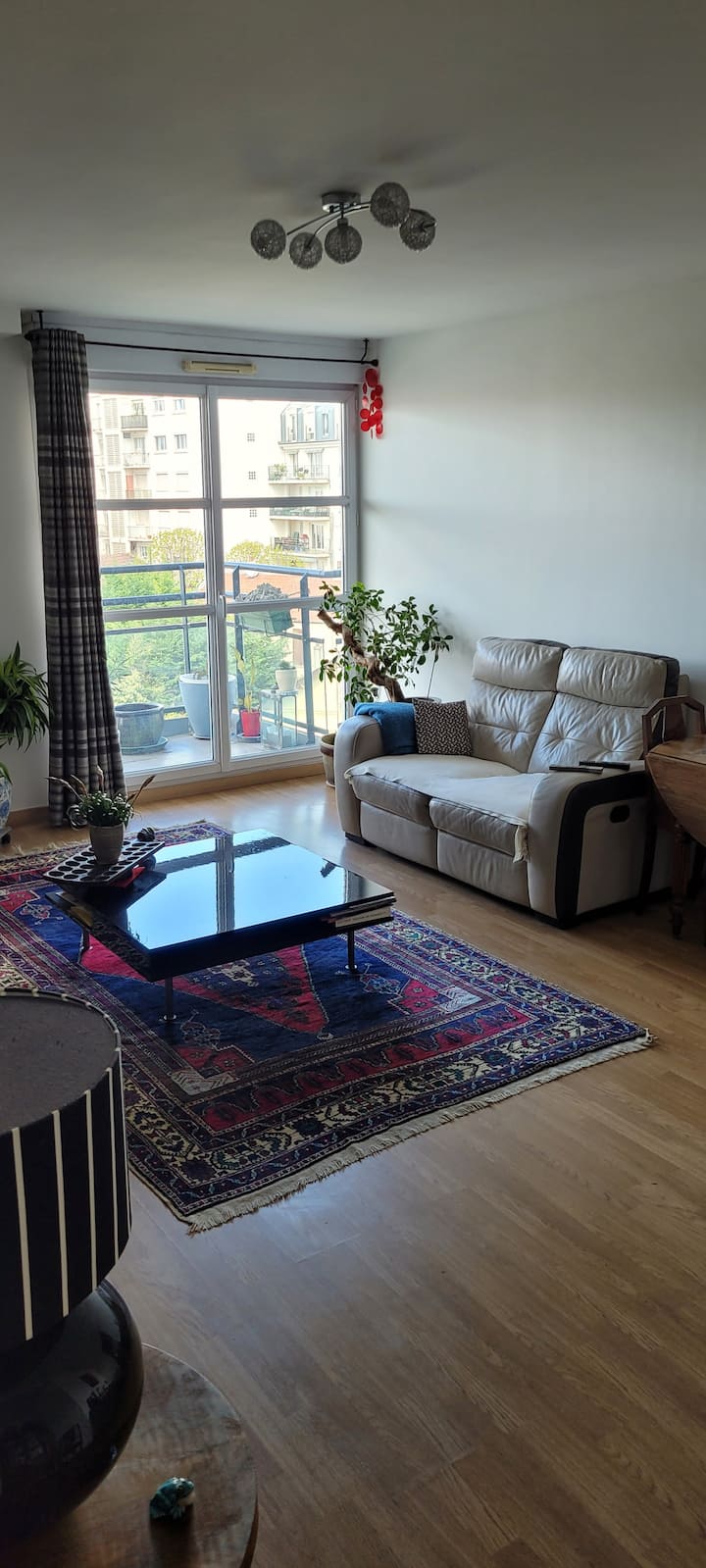 Appartement T 3, 4eme éTage - Alfortville