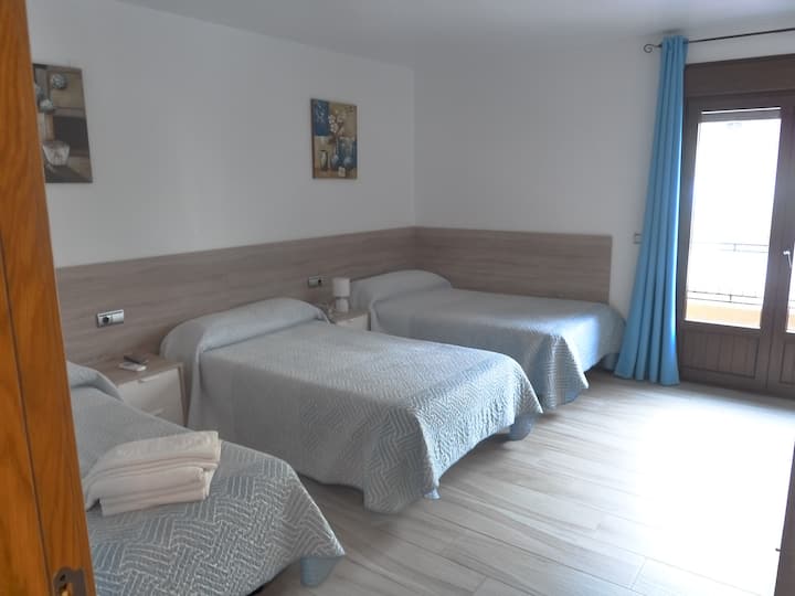 Hostal Casa Fermina. A 2h De Estación De Esquí - Sierra Nevada