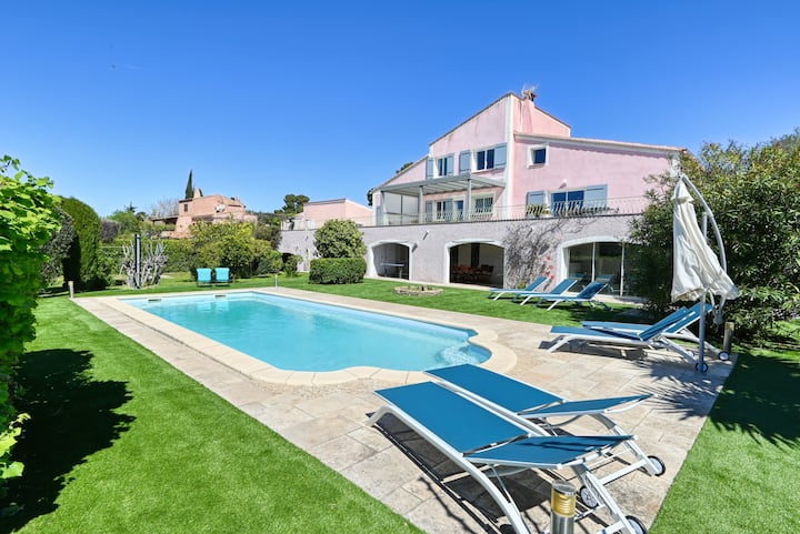 Sanary - Villa Rose Vue Mer Panoramique Et Piscine - Sanary-sur-Mer