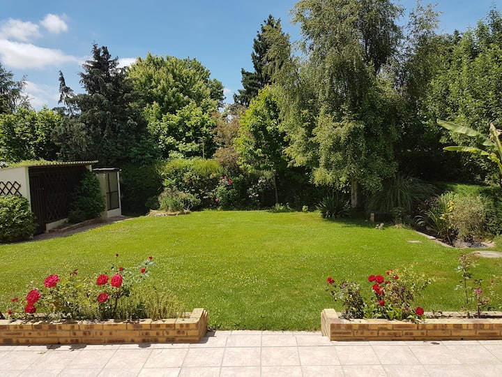 Maison Au Calme - Châteaubourg