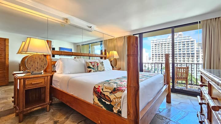 Bmb 1104 11th Flr 1bedroom W/kitchen,pool,& Lanai - Honolulu