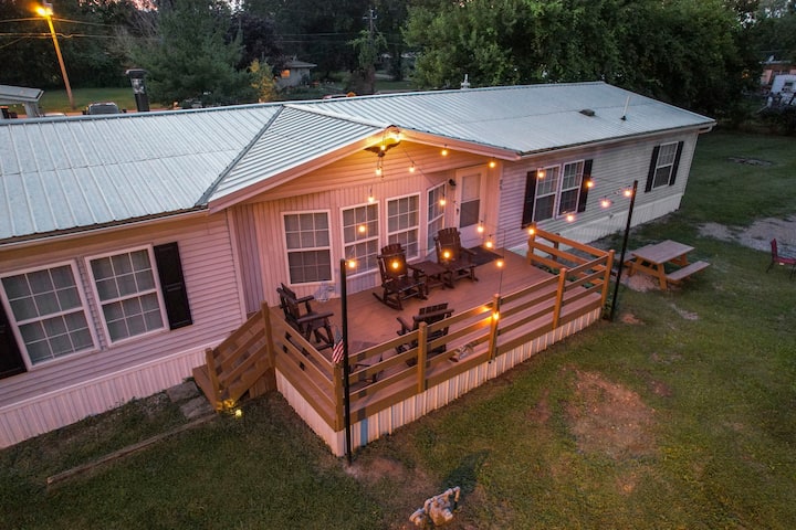 Charming House W Boat Dock Avail - Lost lands festival
