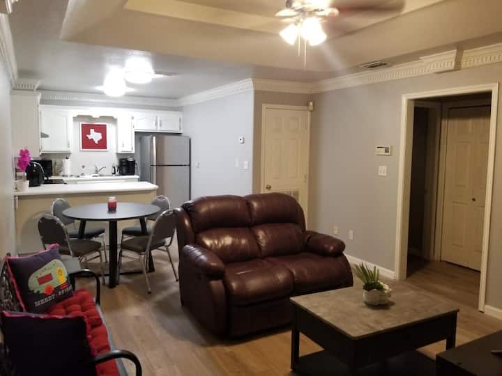 Cozy And  Spacious ! - Mission, TX
