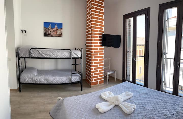 Monolocale In Centro - 4 Posti (App. 19) - Cologno Monzese