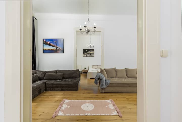 Extensive For Downtown Lovers! - Budapest