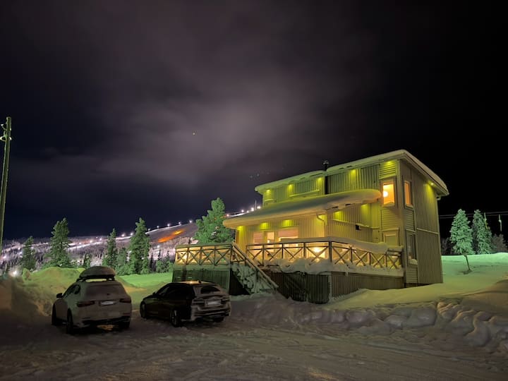 Premium Ski Lodge Ski In Ski Out. - Gällivare