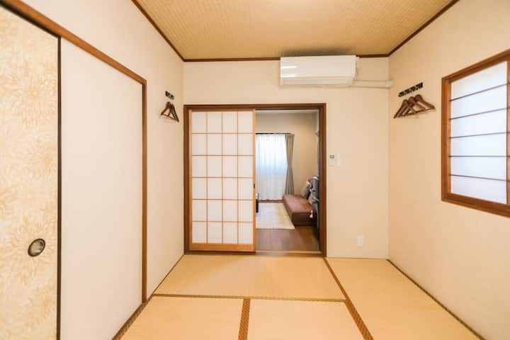 箱根湯本徒歩圏内、三枚橋徒歩8分程度。湯乃荘2階、マンション - 箱根町