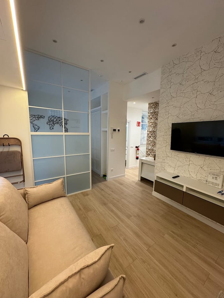 Madrid City Center Apartment Good Location - Madrid