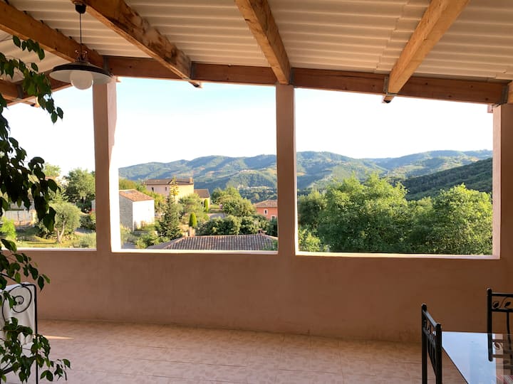 Charmant Appartement - Auribeau-sur-Siagne
