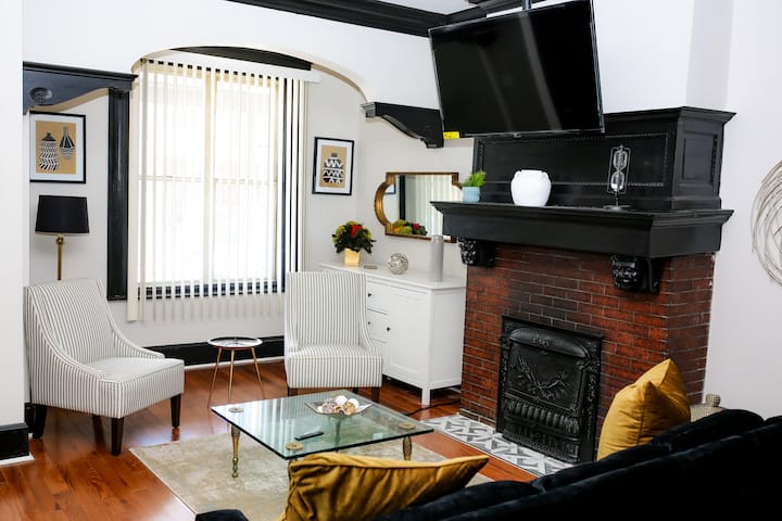 Philly Classic Meets Modern - Bryn Mawr, PA