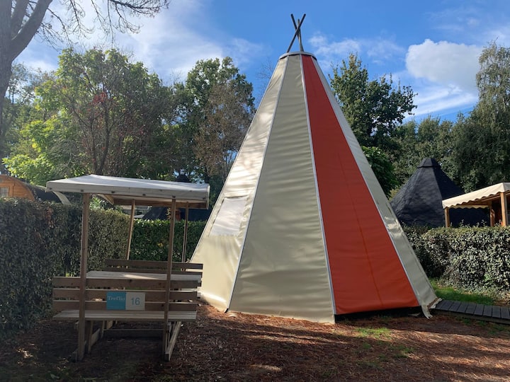 Tipi Pour 4 Personnes - Saint-Lyphard