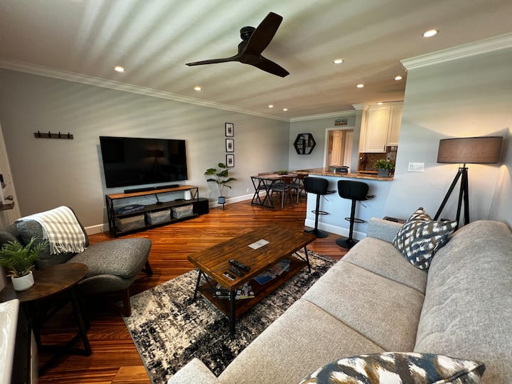 Old Naples 1bdr Gem By The Beach - 那不勒斯