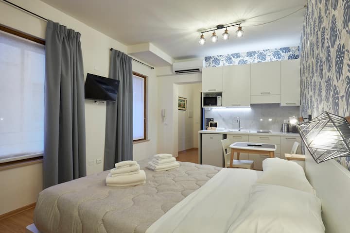 [Professor's Nest 7] - Verona Apartments - 維羅納