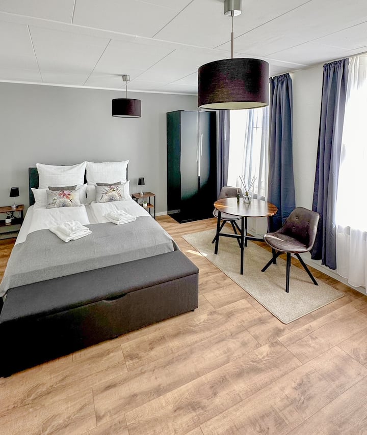 Zimmer Im Zentrum Von Neuss - Neuss