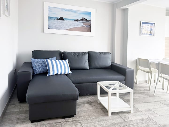 Very Nice And Bright Apartment - Benidorm