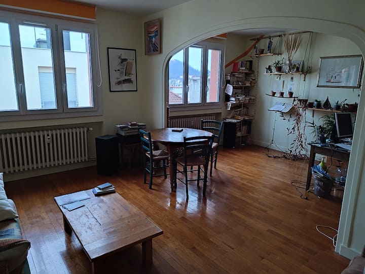 Appartement Plein Centre. - Firminy