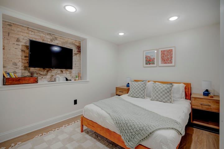 1-br In Cedar Park W/ Smart Tv - Philadelphia, PA